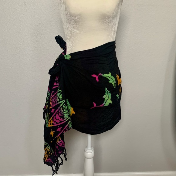 Swim | New Vintage 199s Hawaiian Dolphin Mini Sarong | Poshmark